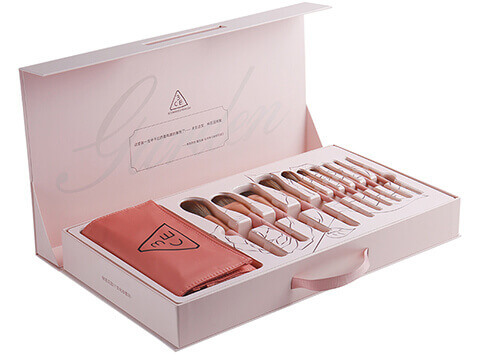 Custom Cosmetic Boxes Manufacturer | C MIC